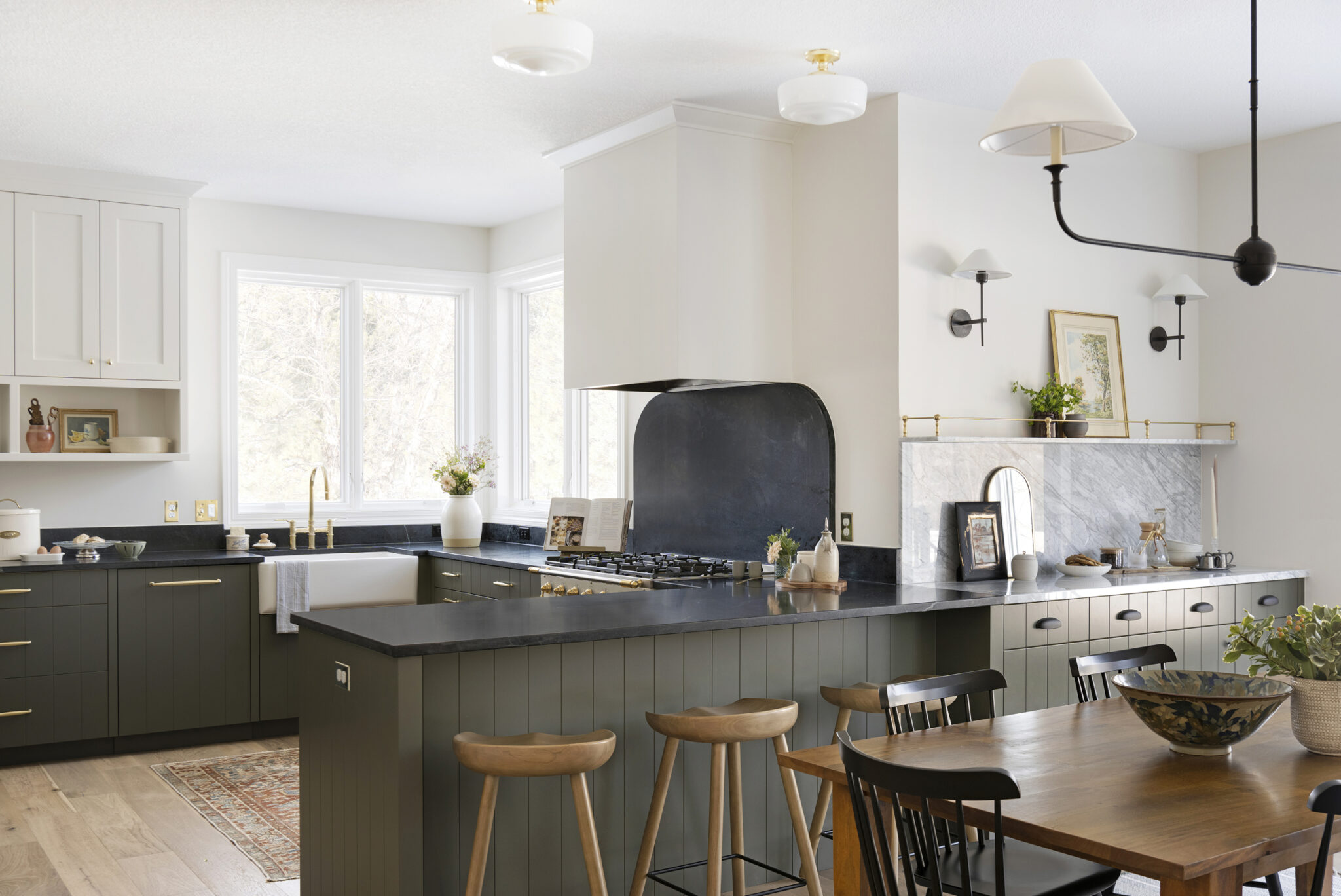 Vent Hood Shapes: Discovering Popular Styles - cottageandkey.com